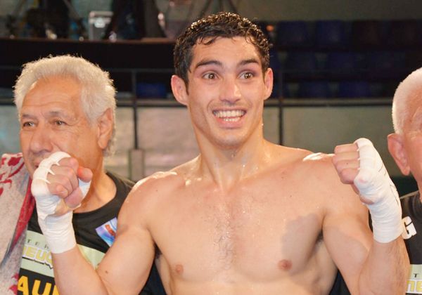 Al Rayo Godoy se le abre una puerta en la meca del boxeo