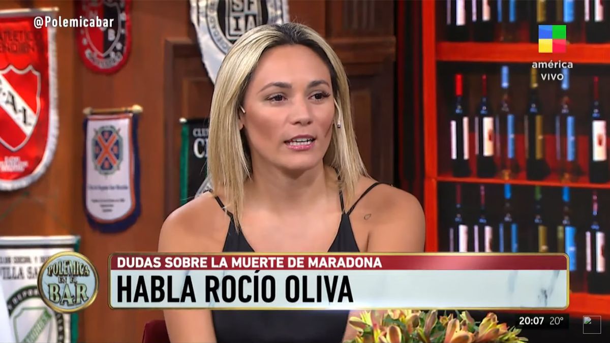 Rocío regresó a la TV y le apuntó a Claudia por el velorio