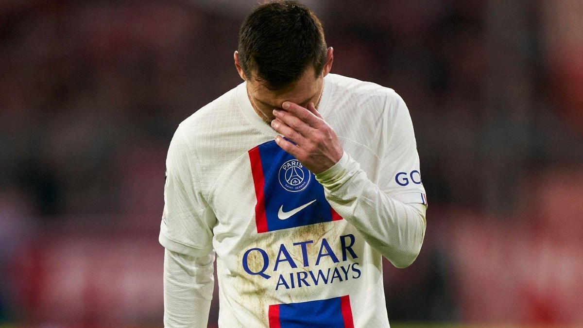 Impactante: los insultos de los ultras de PSG a Messi que recorren el mundo