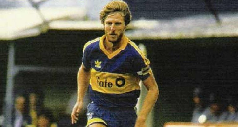 La anécdota de Flores con el áspero Hrabina, al que le dio pasto de comer