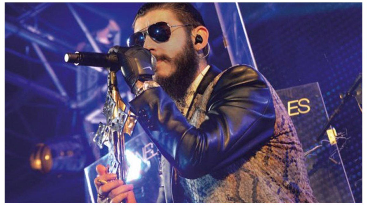 Ulises Bueno llega a la ciudad con todo su cuarteto