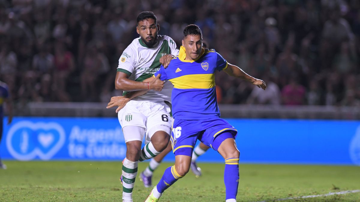 Boca perdió ante Banfield y no pudo acortar distancia con San Lorenzo