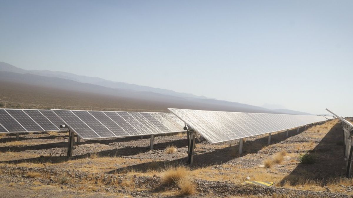 Genneia construirá dos parques solares en San Juan