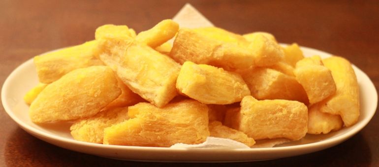 Receta: la mandioca frita y su lugar en la cocina latinoamericana