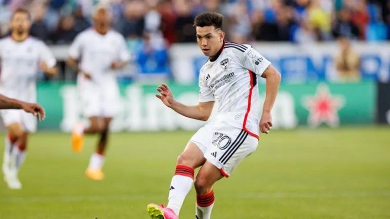 Alan Velasco a un paso de Boca, qué falta para que firme para el Xeneize