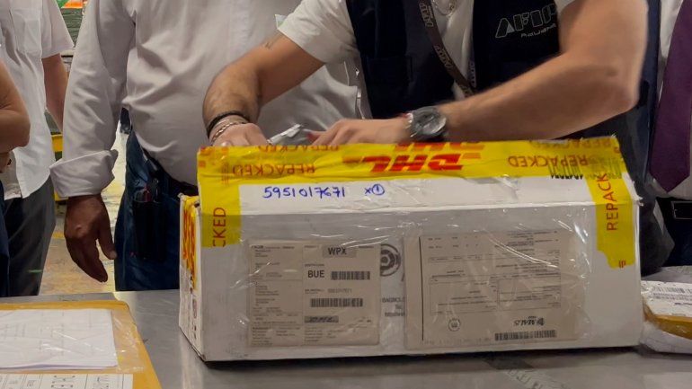 La Aduana oficializó la primera importación Courier para pymes