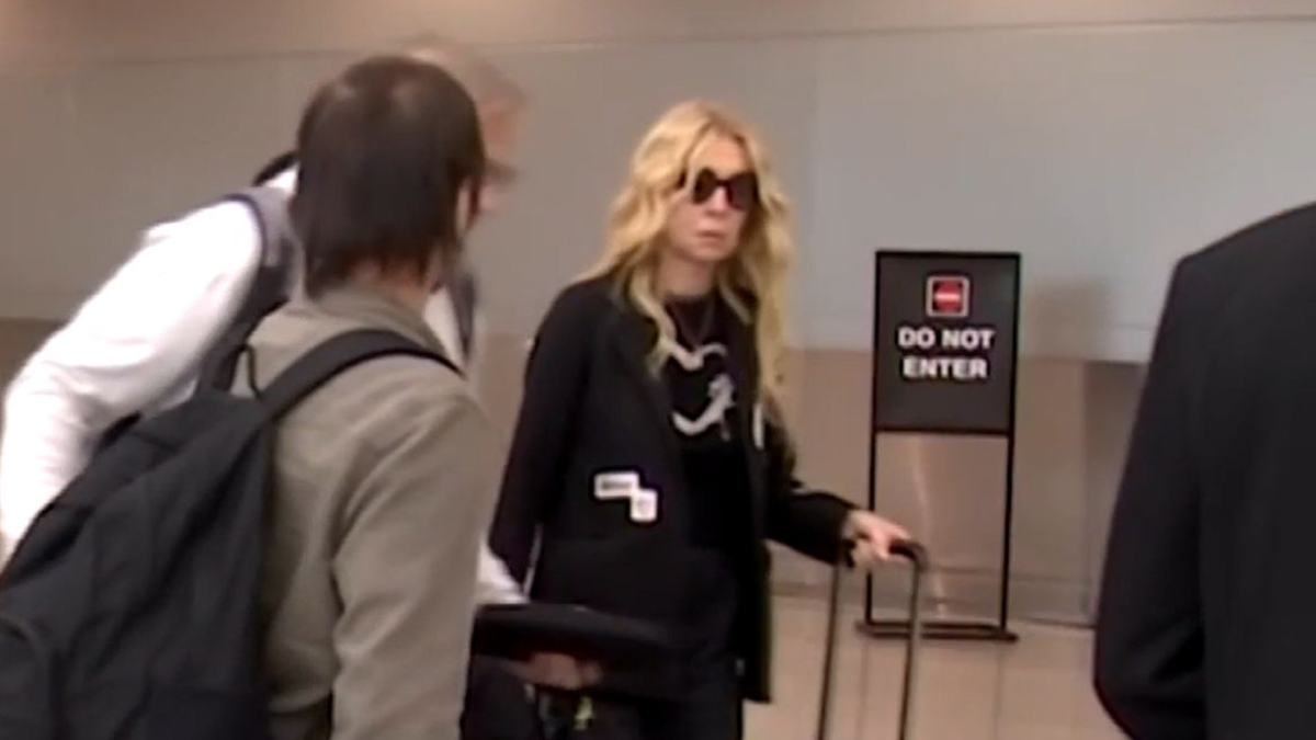 Así llegaba Cris Morena a Miami para despedir a su nieta Mila Yankelevich