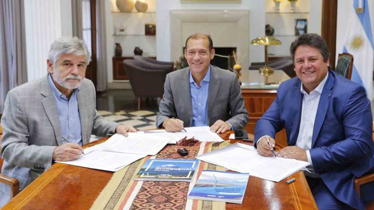 Provincia, ciudad y nación firmaron el convenio para la construcción ...