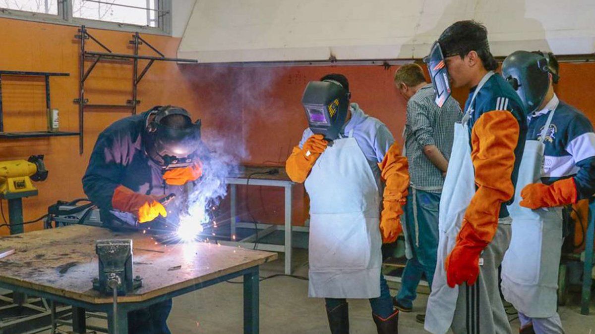 Formarán soldadores para la industria: ¿Dónde inscribirse?