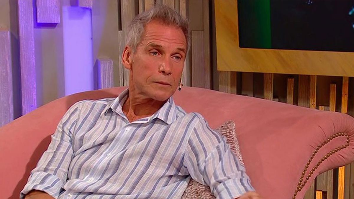 La furia de Raúl Taibo con un notero de Intrusos