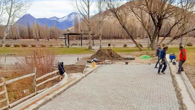 Paseo de Los Sabores, el nuevo atractivo de la costanera de Chos Malal