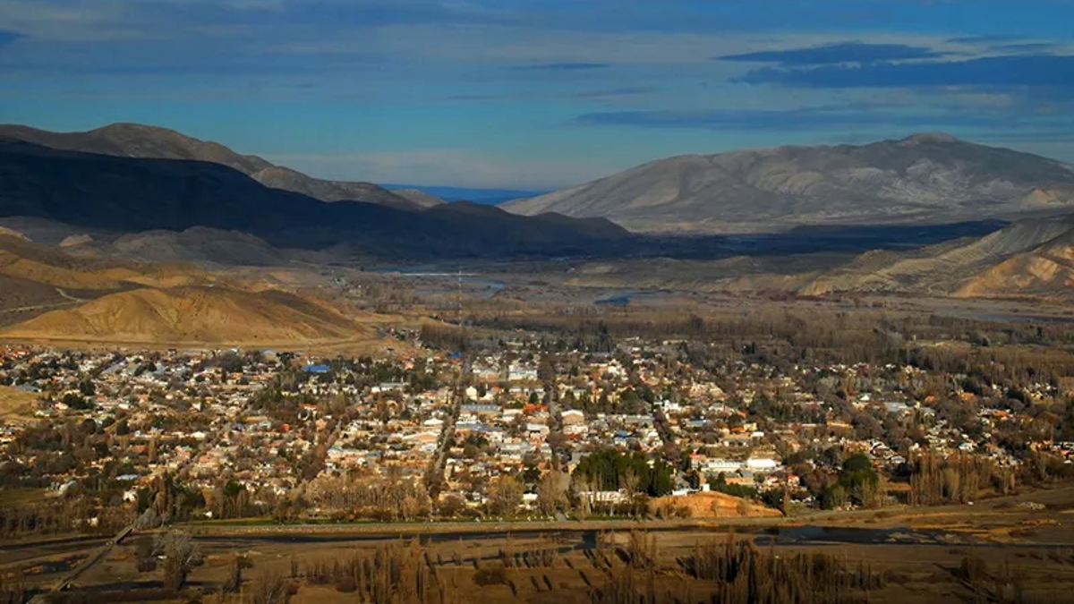 Violento fue echado de Chos Malal tras golpear y herir con una botella ...