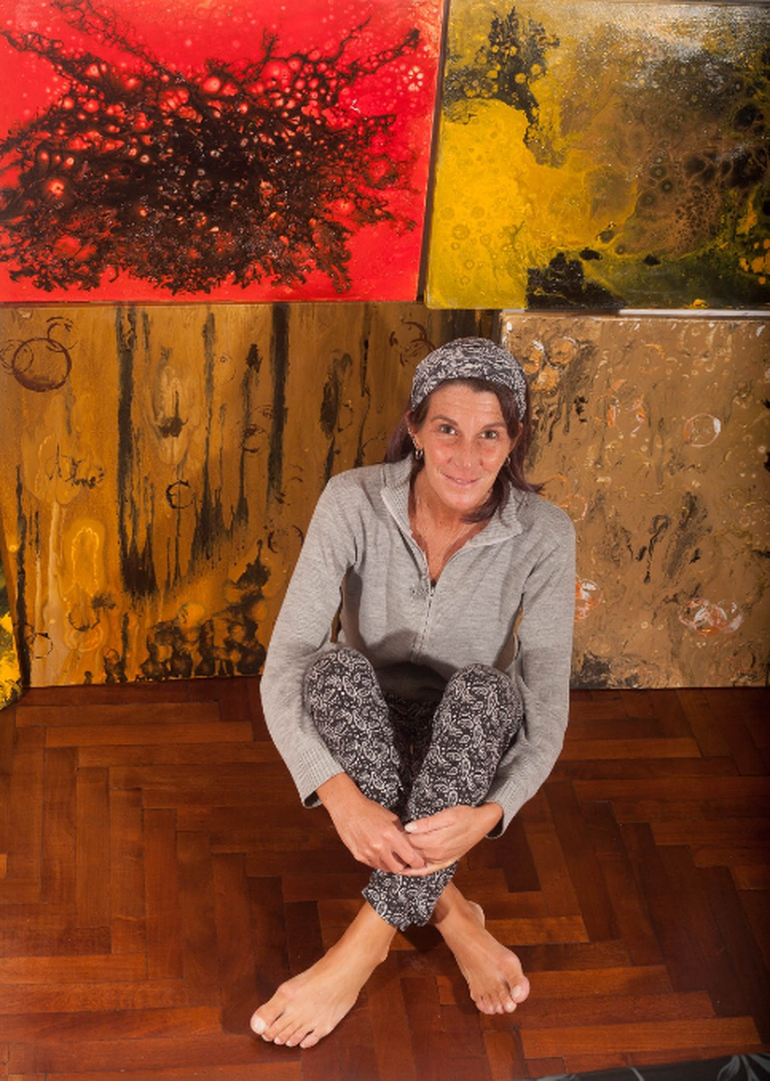 La artista Katia Benko en el regreso del ciclo Arte y Vino