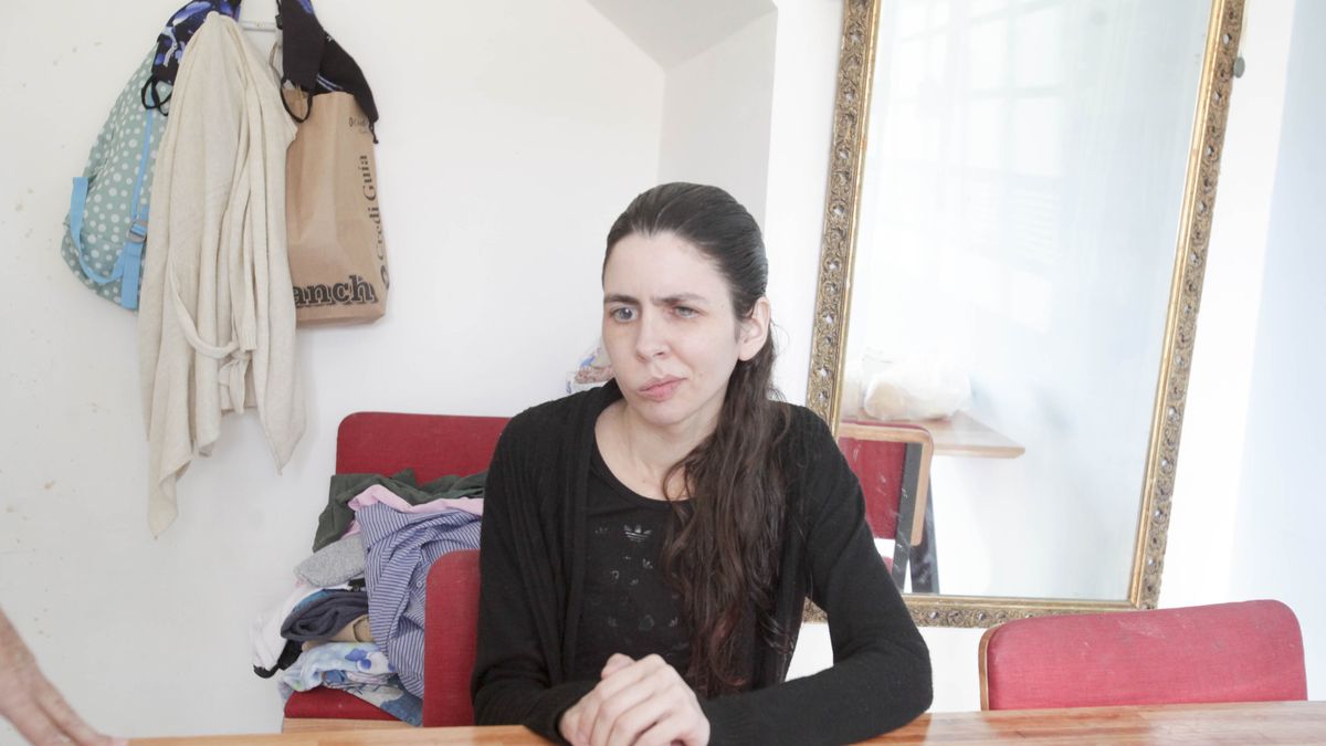 Con 14.500 aportes de cien pesos, Daiana salva su visión