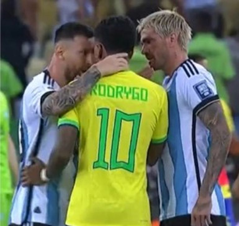 Video sin filtros: qué se dijeron Messi y Rodrygo en su pelea en el ...