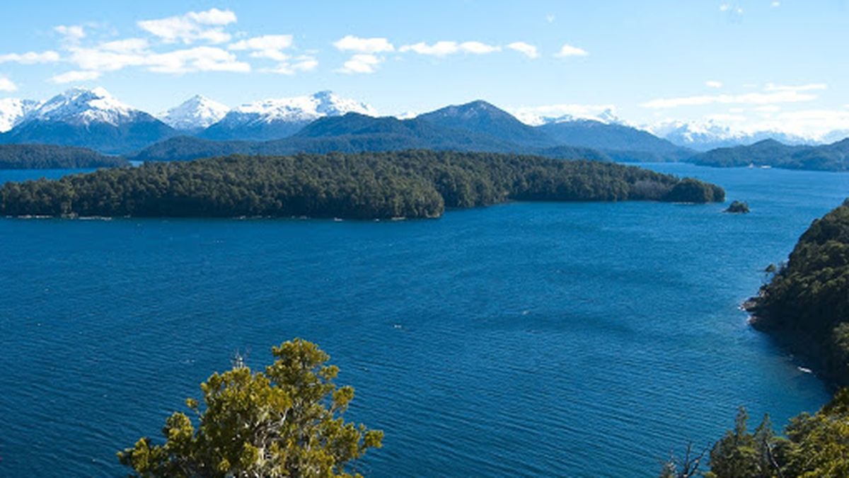 Gestionan viajes entre La Angostura y la Isla Victoria