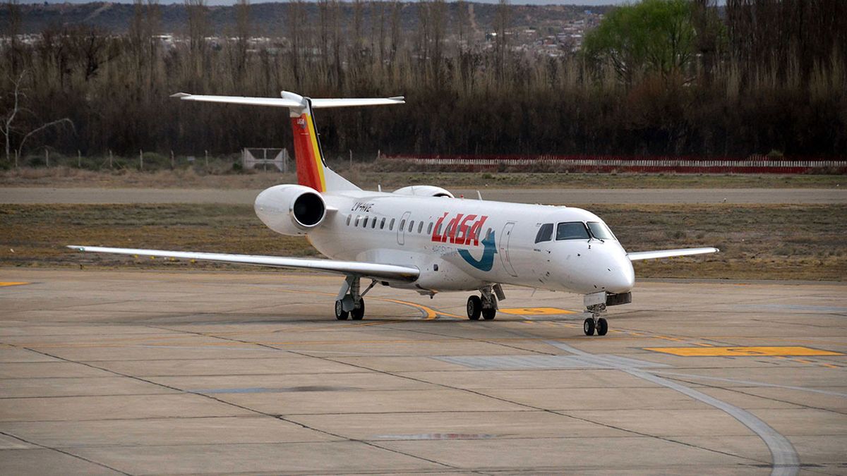 LASA dejó de volar y está en riesgo su continuidad