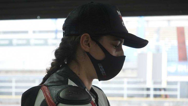 Fue modelo internacional y ahora corre en motos