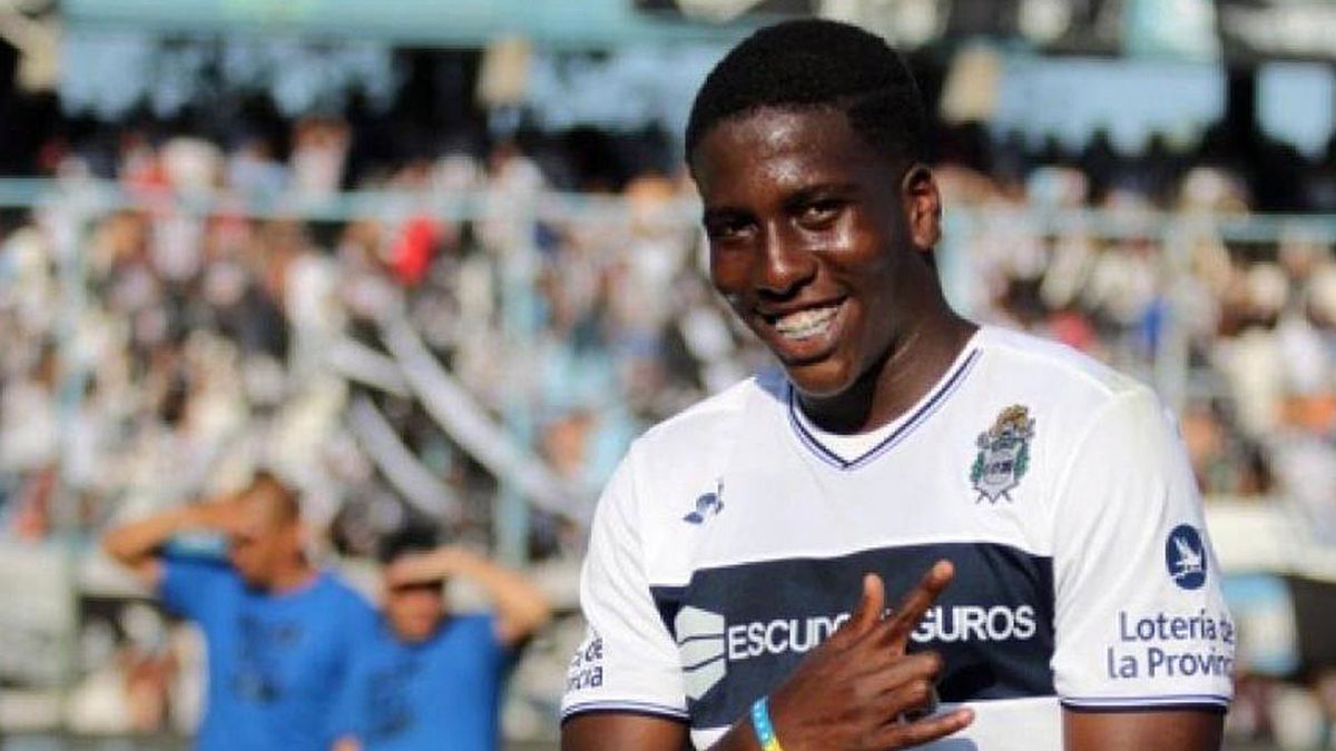 Ahora dicen que Hurtado se iría al fútbol italiano