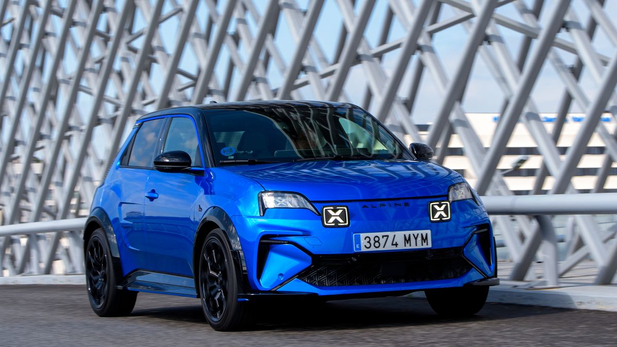 El auto del año que maneja Colapinto: qué modelos de Alpine podrían llegar a la Argentina