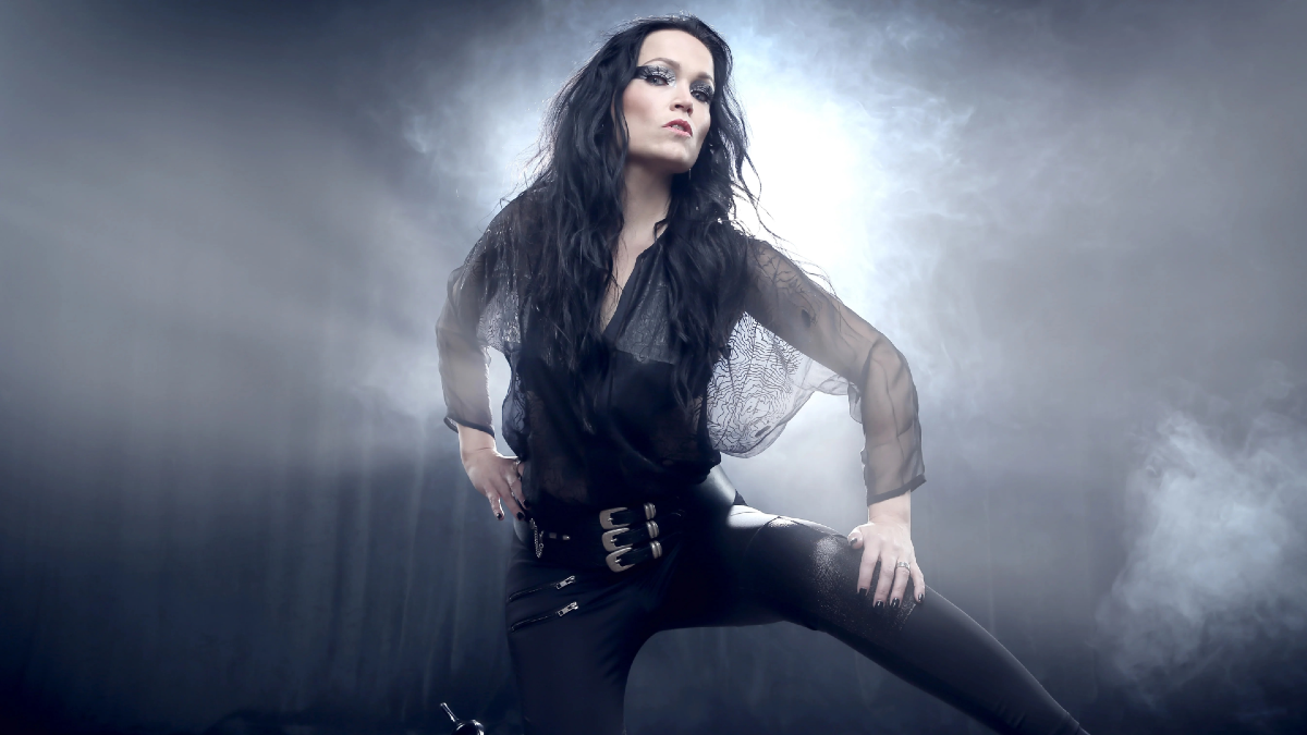 Tarja Turunen, la cantante lírica e ícono del metal sinfónico, llega a ...