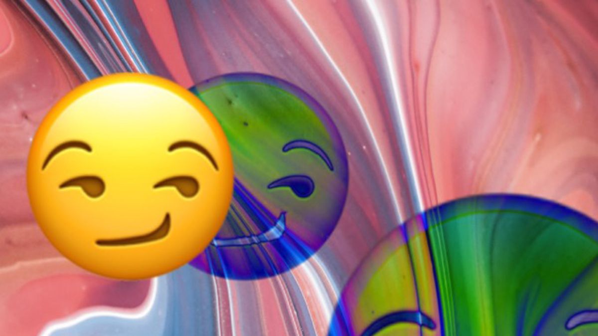 WhatsApp y el significado dela cara con sonrisa coqueta