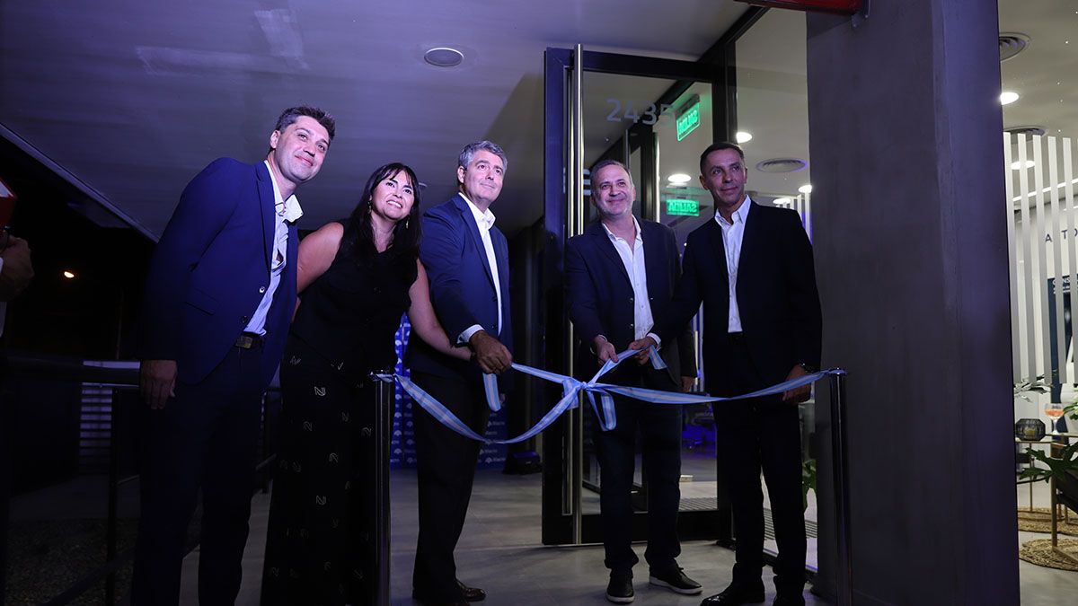 La nueva sucursal de Banco Macro en Neuquén: otro pilar para el ...