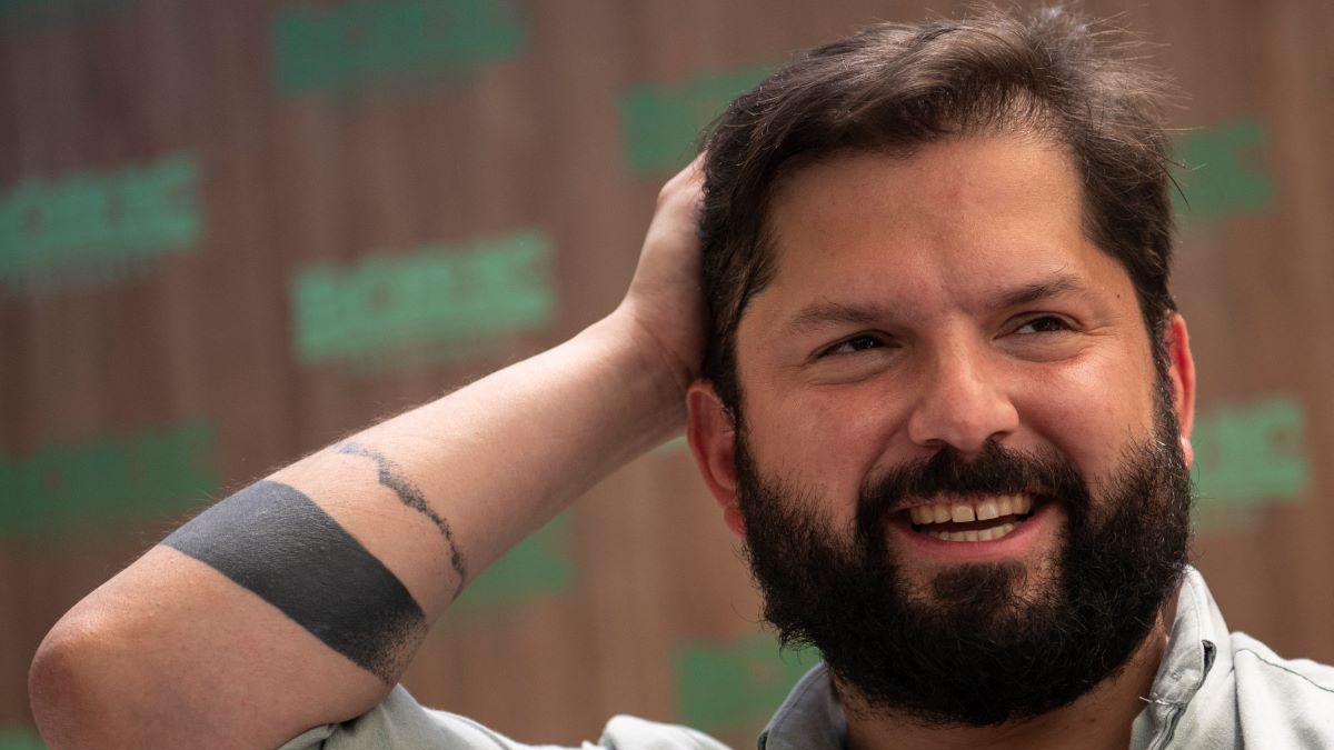 Conociendo al presidente electo de Chile, Gabriel Boric: sus tatuajes y ...