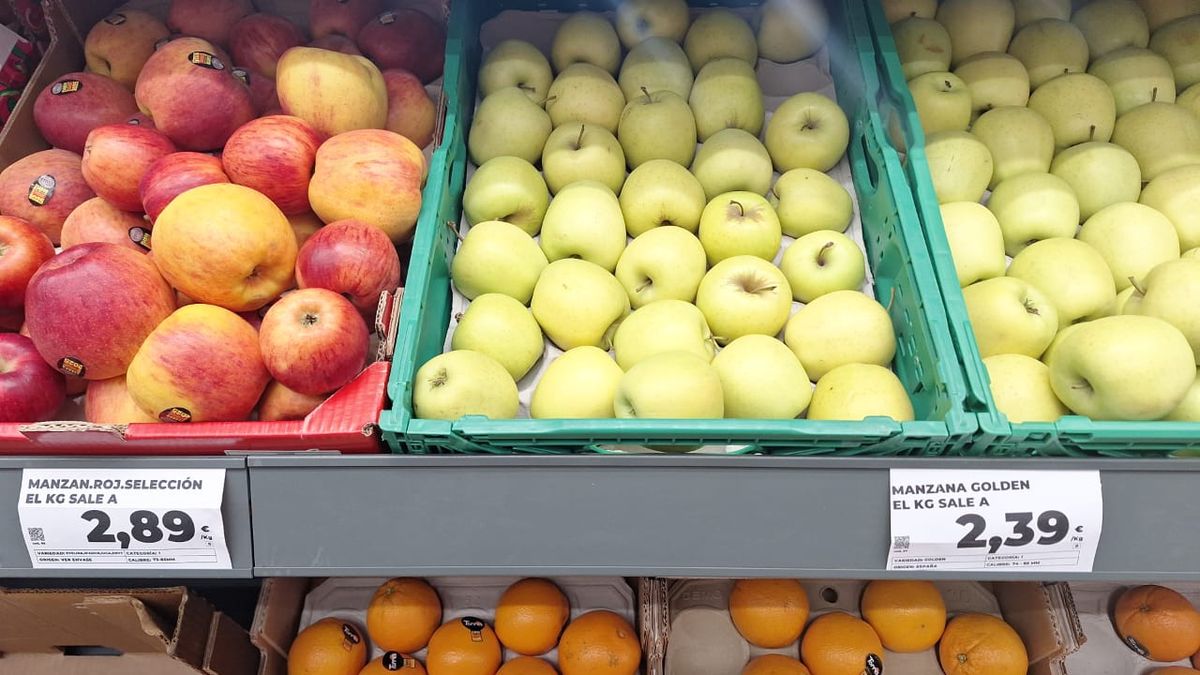 España: precios sostenidos en góndolas para las manzanas