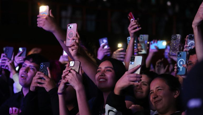 En 17 imágenes: C.R.O. hizo vibrar a los neuquinos en el Ruca Che