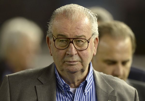 La muerte de Grondona: comenzó el velatorio en Ezeiza y vendrá Messi