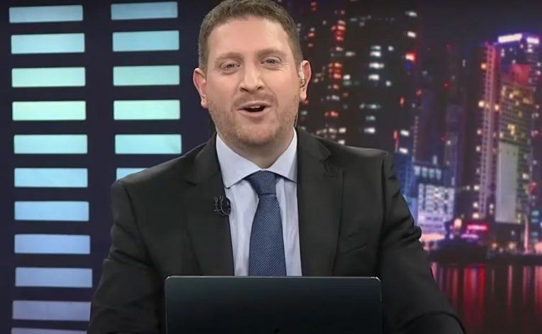 Jonatan Viale firmó su nuevo contrato: a donde va a trabajar tras ser ...