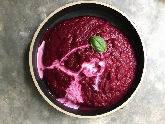 Sopa Borsch, fácil de hacer, rica y económica