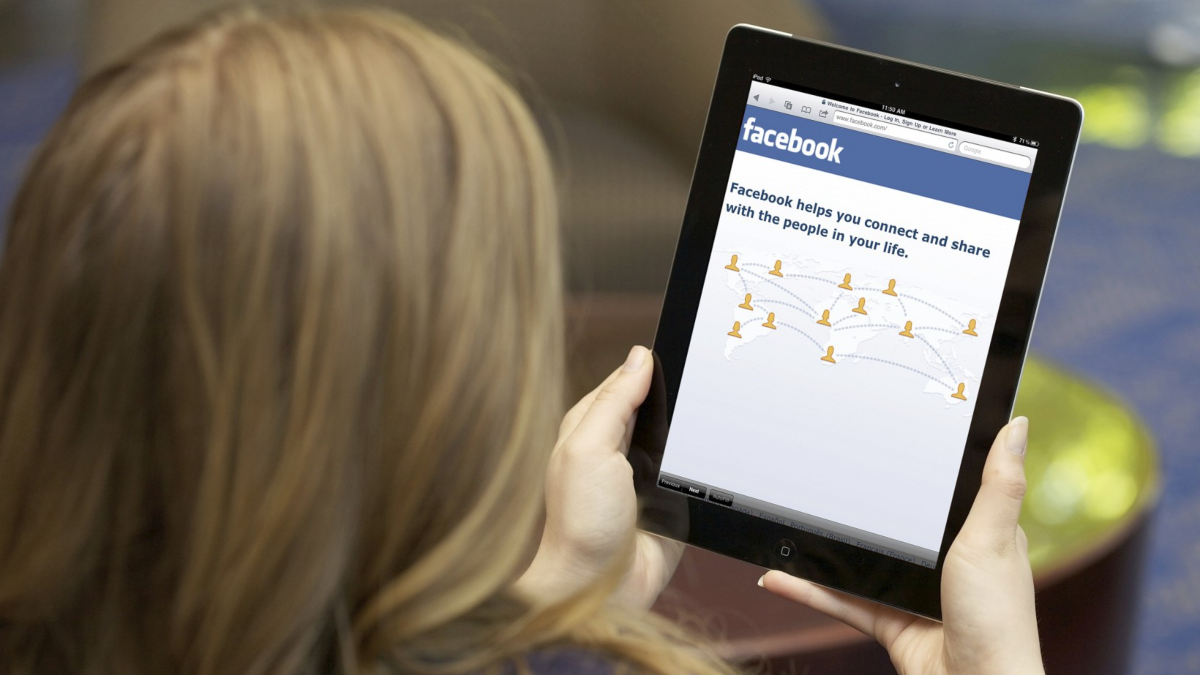 Razones por las que no debes eliminar a tu ex de Facebook