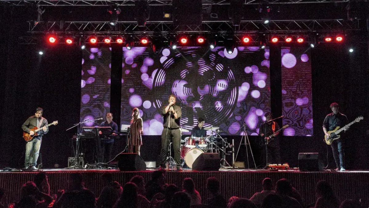 Efecto Stereo: la presentación de Ecos en Mood Live