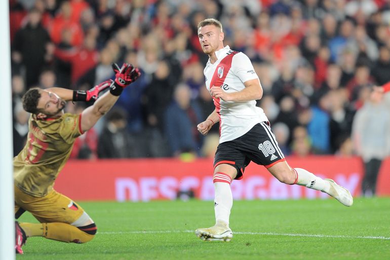 River venció a Colón y descubrió que la gloria está a un paso