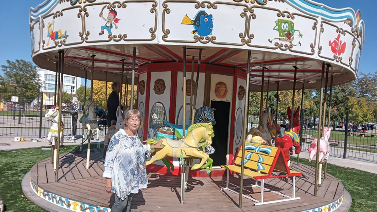 La calesita del Parque Central vuelve a girar para todos los chicos