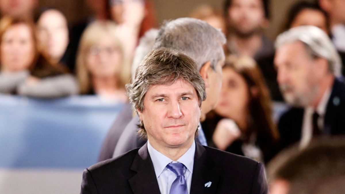 La Justicia le prohibió a Boudou salir del país