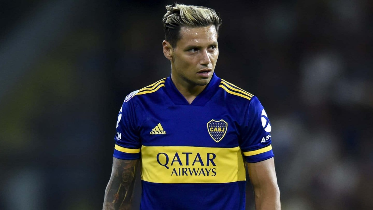 Bomba en Boca: Zárate le comunicó a sus compañeros que se va