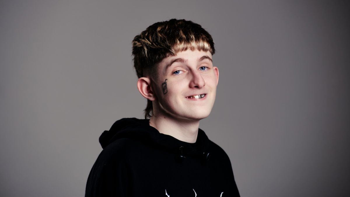 La triste historia de Dillom, el rapero del momento