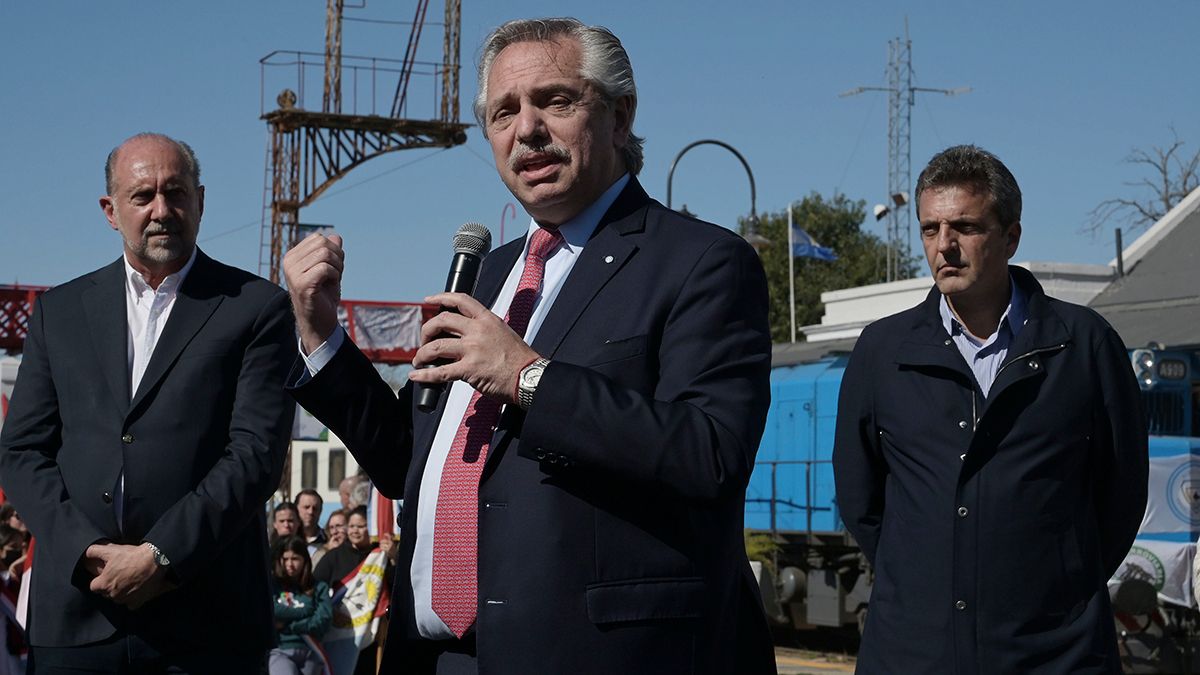 Junto a Massa, Alberto manifestó que la obra pública no se detendrá