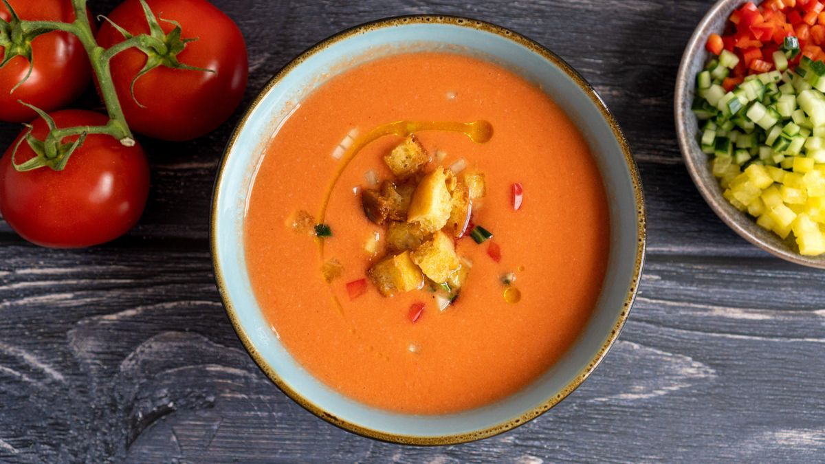 ¿Cómo hacer gazpacho? : una receta ancestral y fresca