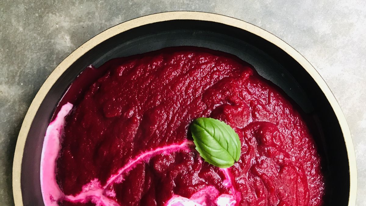 Sopa Borsch, fácil de hacer, rica y económica